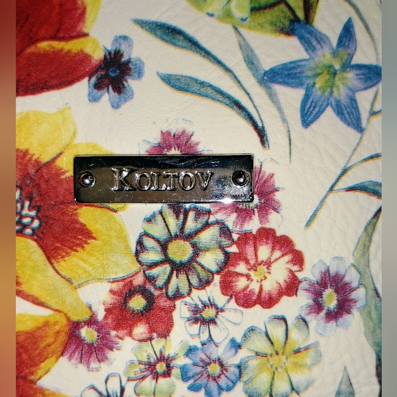 Koltov | Bags | Koltov White Floral Hand Bag Crossbody Purse | Poshmark